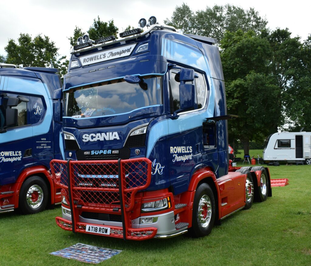 Highway For Next Gen Scania S & R Cabs A24-2 - Lightbars Direct