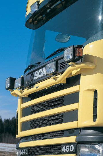 Scania 4 Light Bar for R & P Cabs - Lightbars Direct